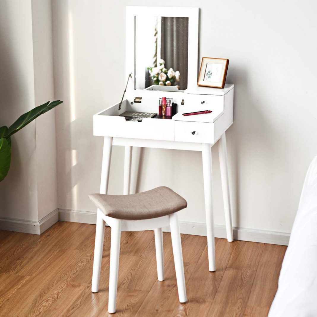 Beautiful and Minimalist Dressing Table Inspiration for Small Spaces ...