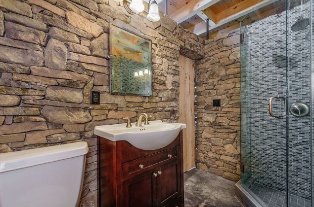 Rustic Bathroom Design Ideas : Create a Natural and Warm Atmosphere
